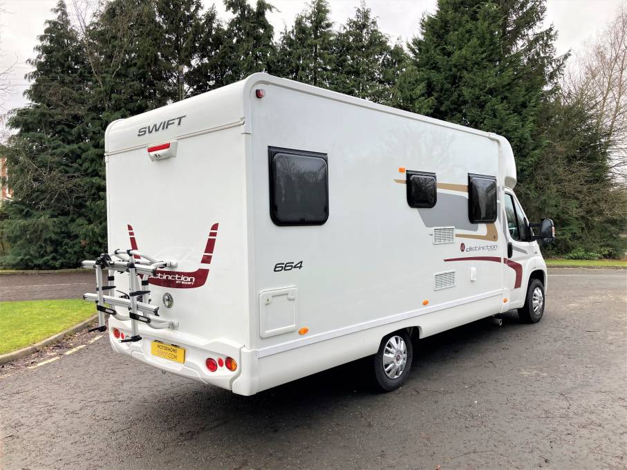 Swift Escape 664 Distinction