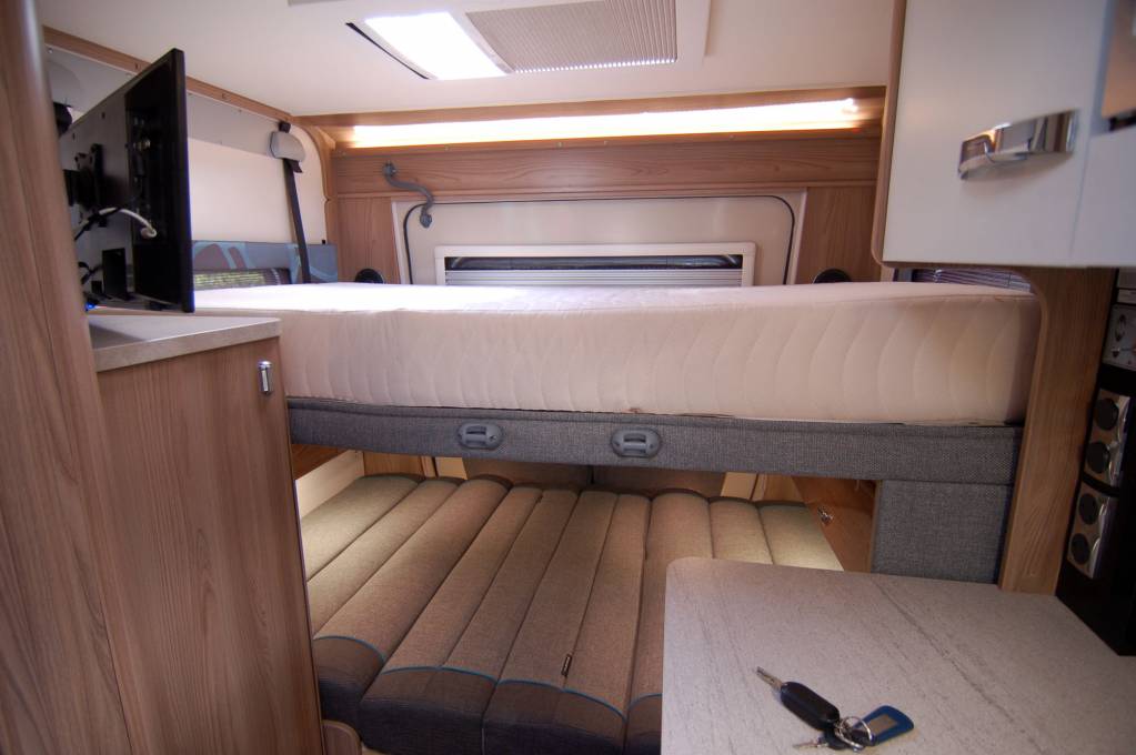 2016 Swift Rio 340 4 berth low profile motorhome with rear door