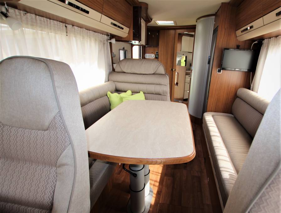 Hymer B544 3 Berth A Class Manual