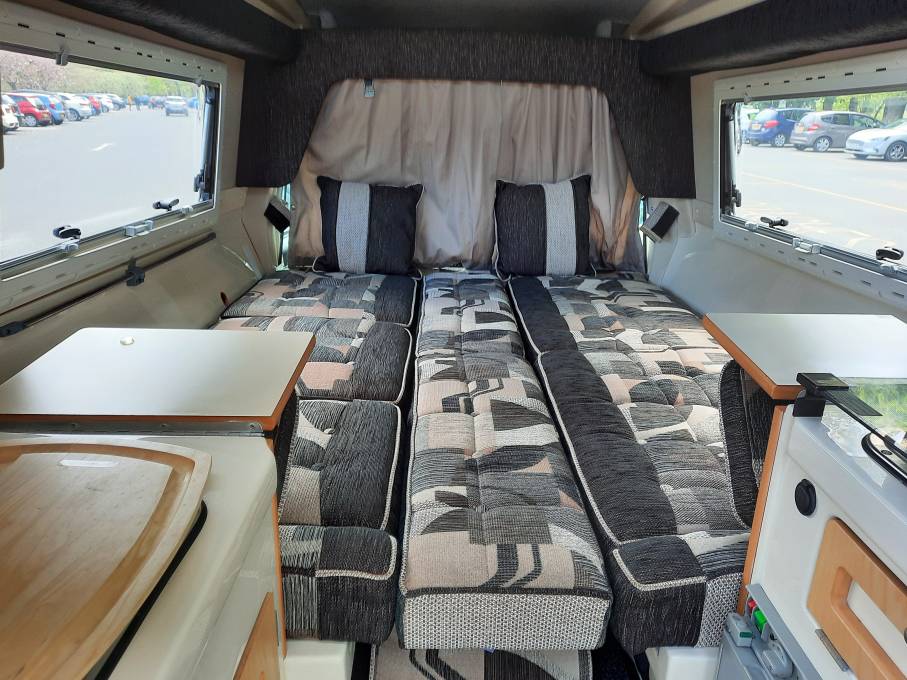 Citroen Romahome R20 Duo HYLO, 2011, 2 berth camper van for sale.