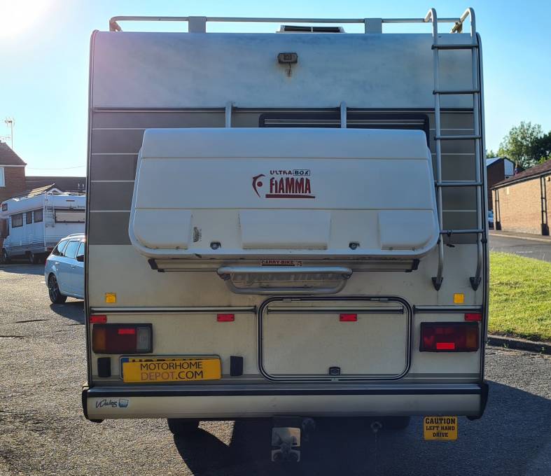 Hymer B654 - 1990 - LHD - Rear Fixed bed - 6 Berth