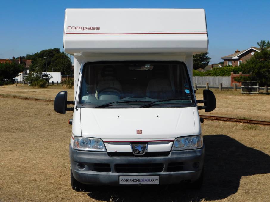 Compass Avantgarde 300 - 2002