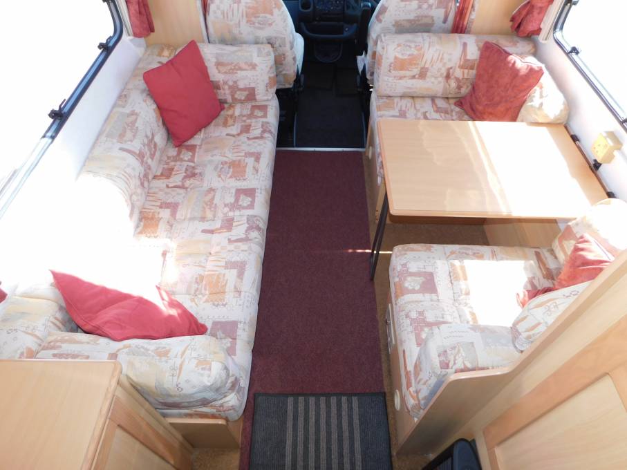 Compass Avantgarde 300 - 2002