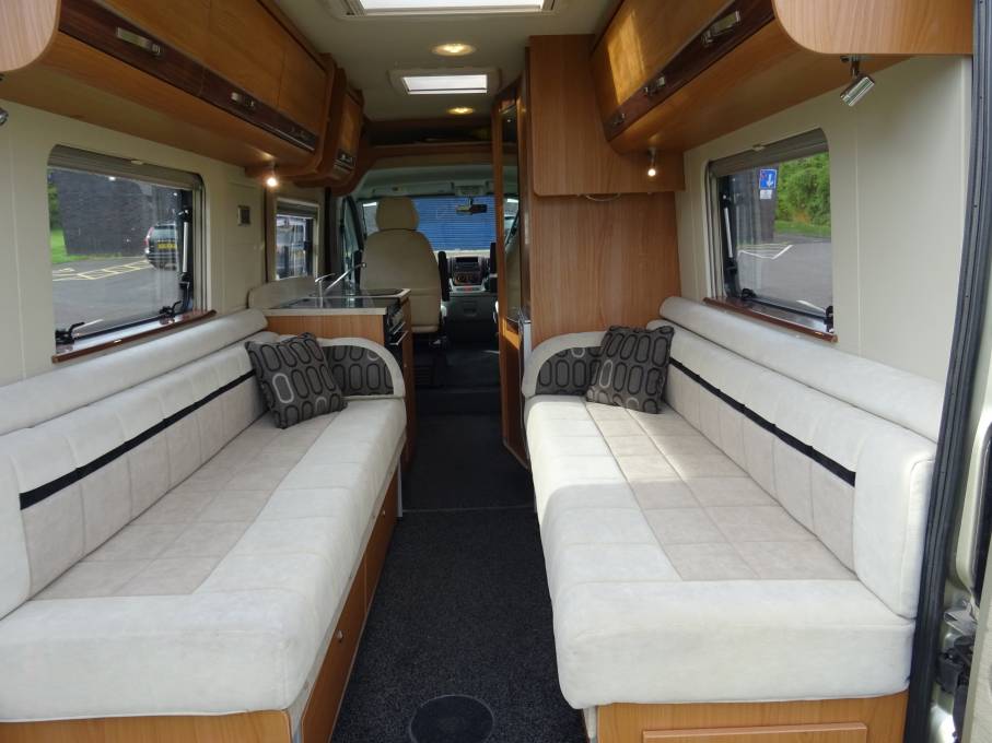 Autocruise Rhythm Champagne