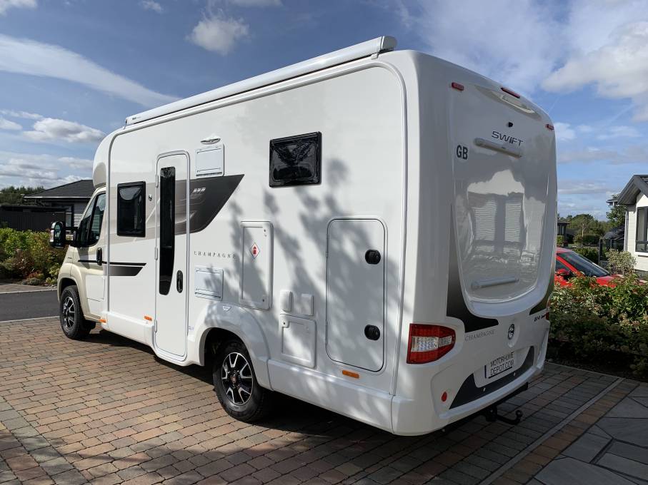 Swift Escape 614 Champagne