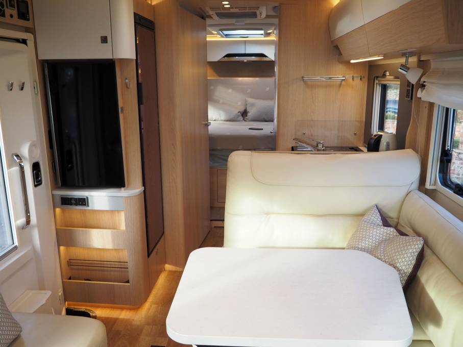 2020 Hymer B Class Modern Comfort B690MC A class Mercedes Island bed ...