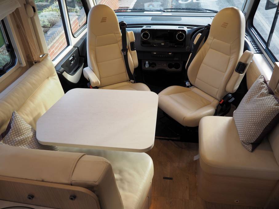 2020 Hymer B Class Modern Comfort B690MC A class Mercedes Island bed ...