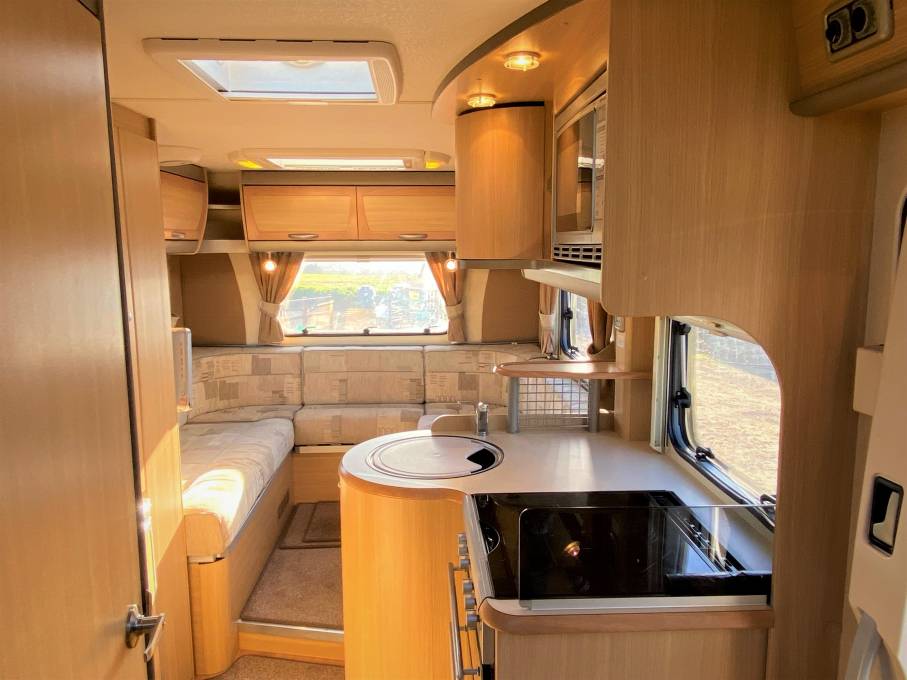 Bessacarr E520 2 berth u shape lounge motorhome for sale