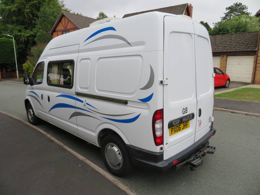 LDV Maxus 2 berth conversion