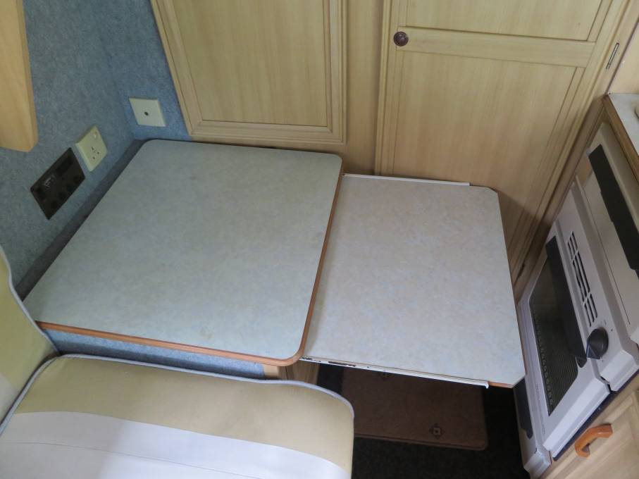 LDV Maxus 2 berth conversion