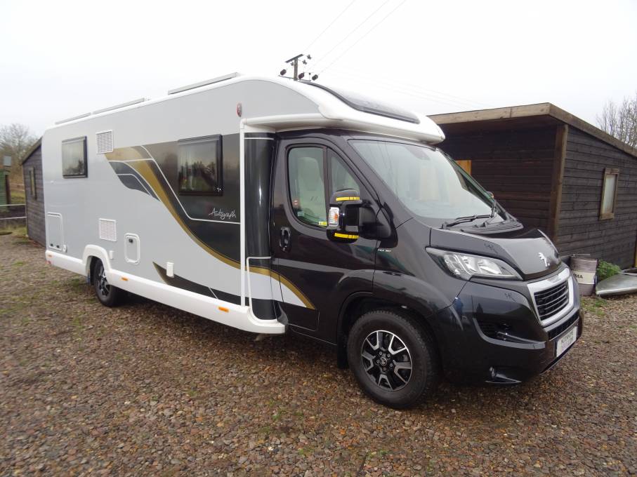 Bailey Autograph 79-4i 4 Berth 2020