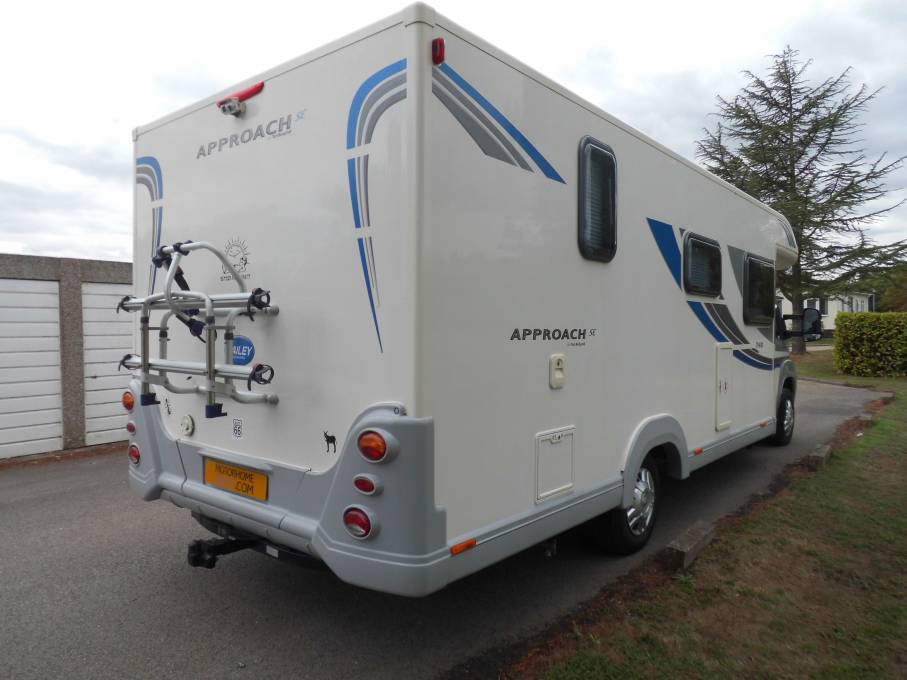 Bailey Approach 740 SE