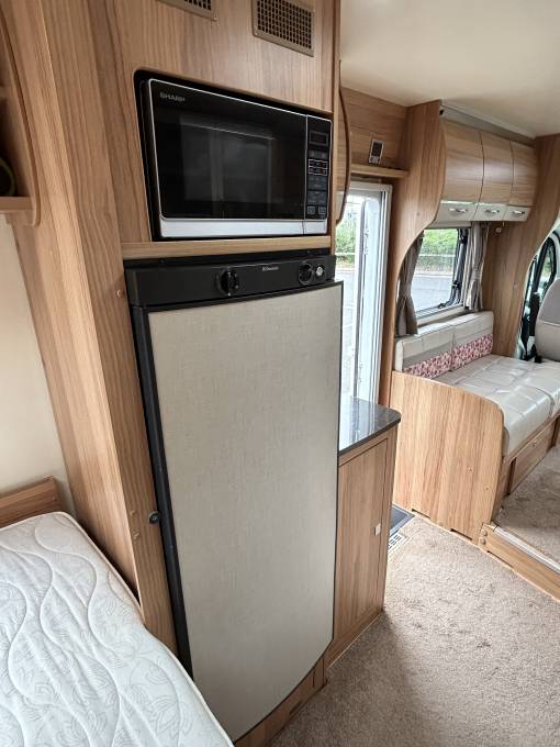 Bailey Approach Autograph 745