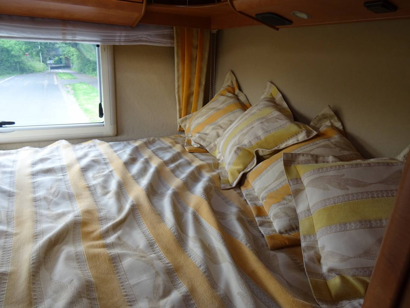 Carthago Chic i47 5 berth 2010 Motorhome for sale