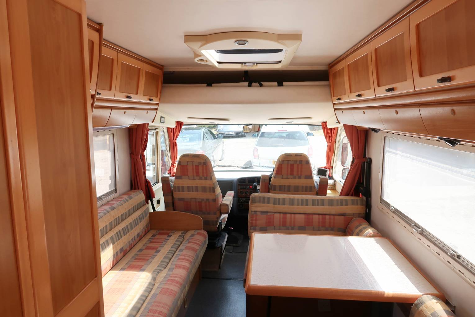 Hymer B554