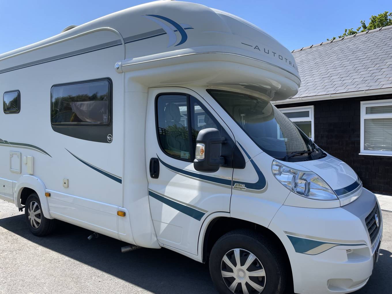 Autotrail Tracker EKS