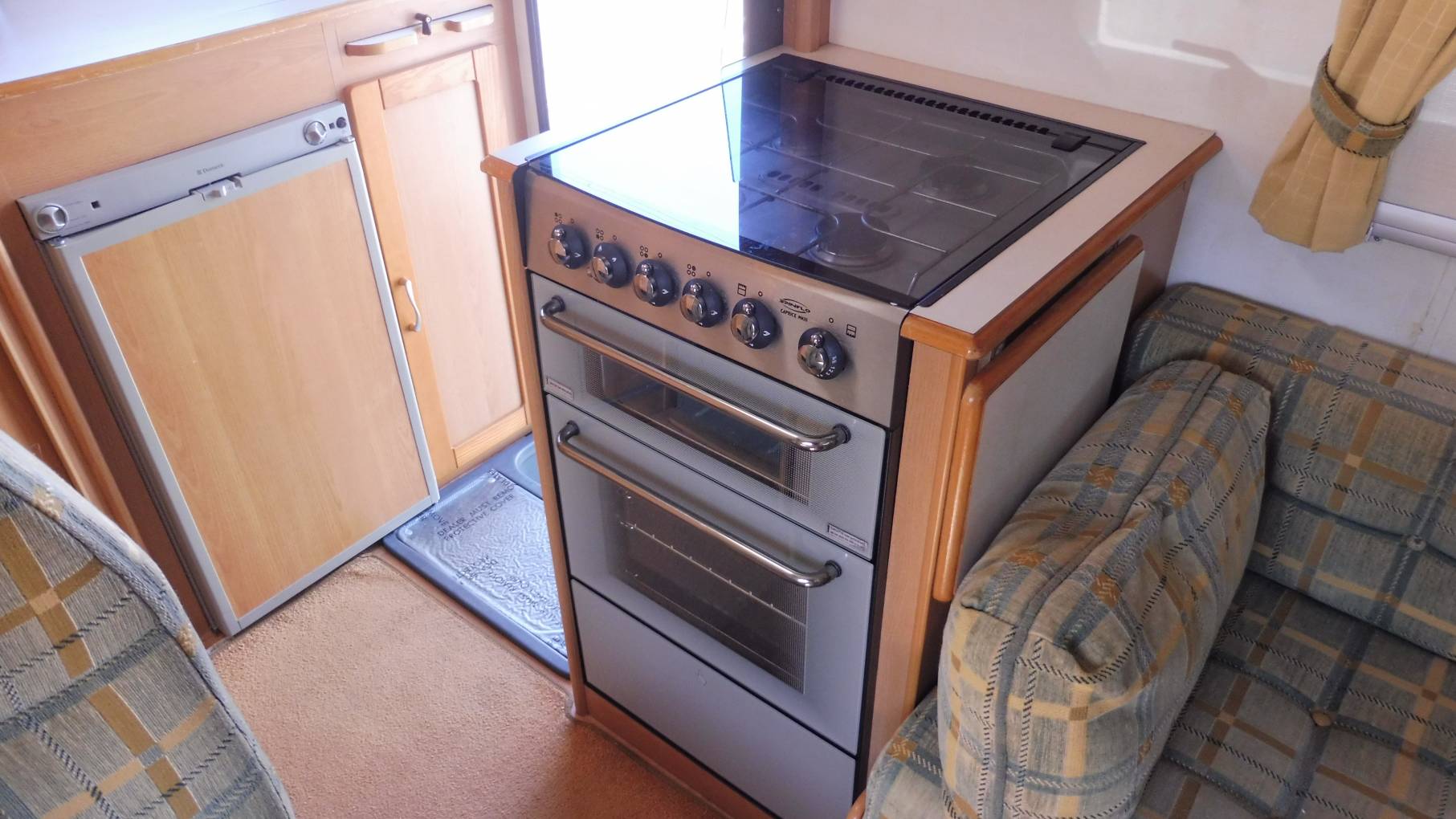 Compass Avantgarde 100 4 berth motorhome for sale