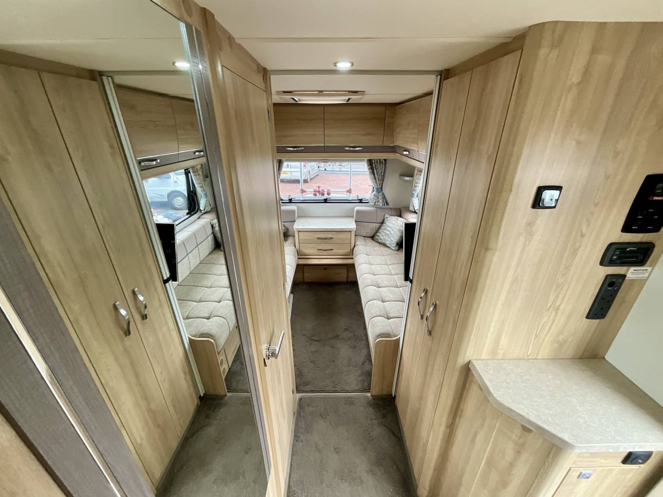 Elddis Autoquest 180, 2016, 6 berth, rear lounge motorhome for sale